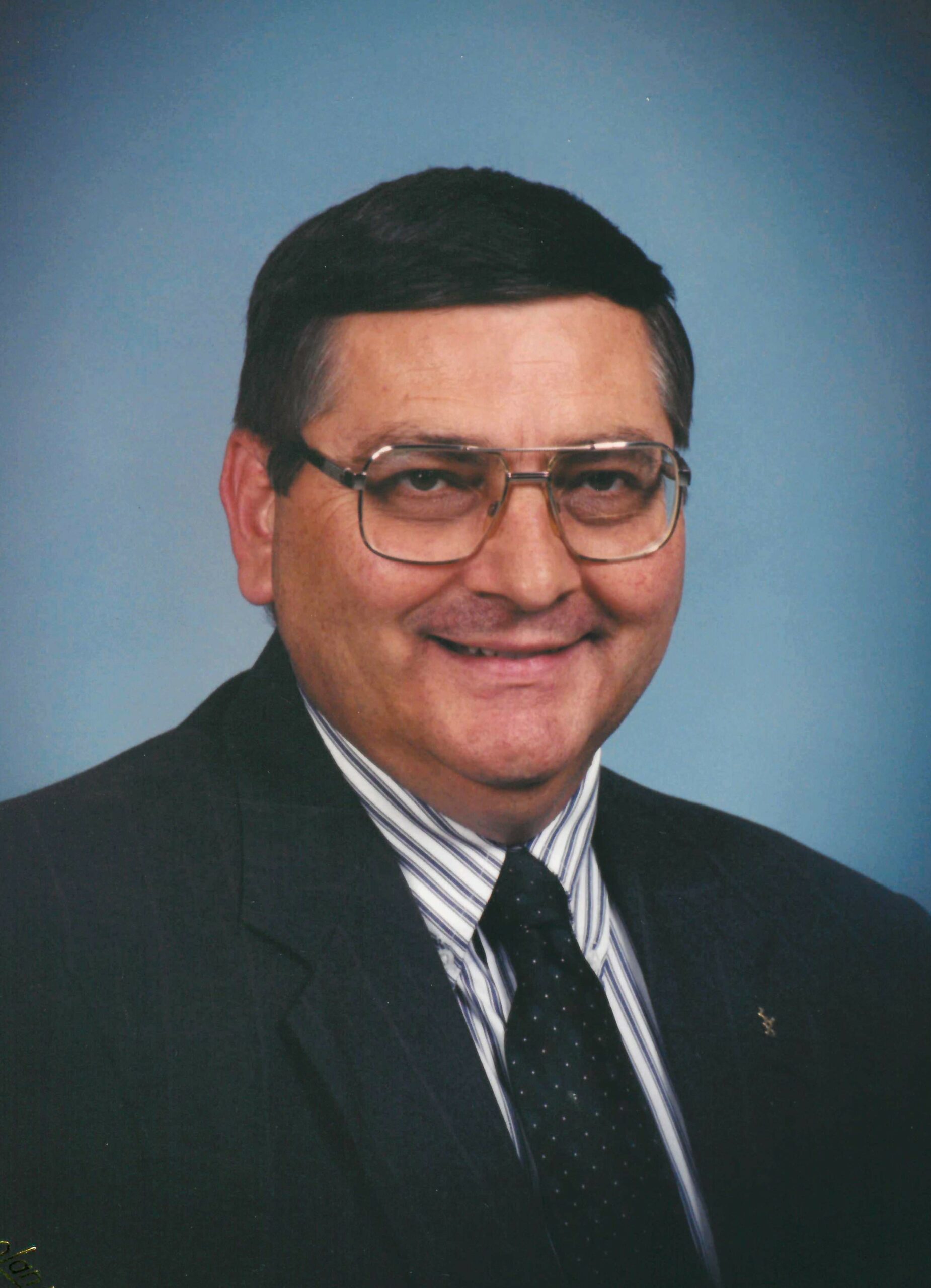 Kracl Funeral Chapels | Leonard D. Kracl Funeral Chapels | Leonard D.